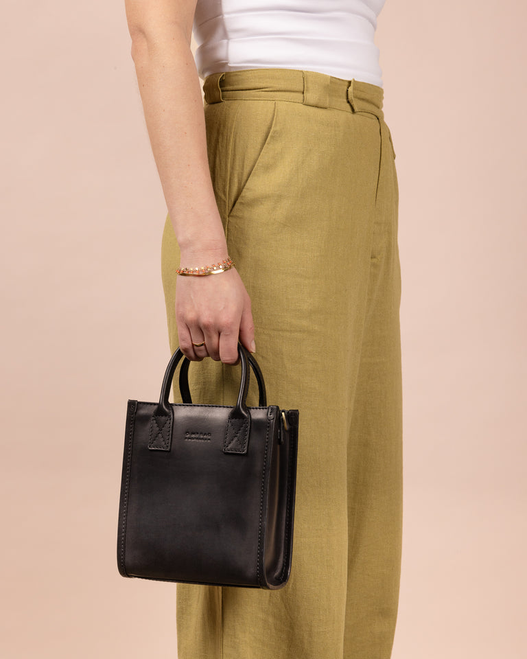 Jackie Mini - Black Classic Leather