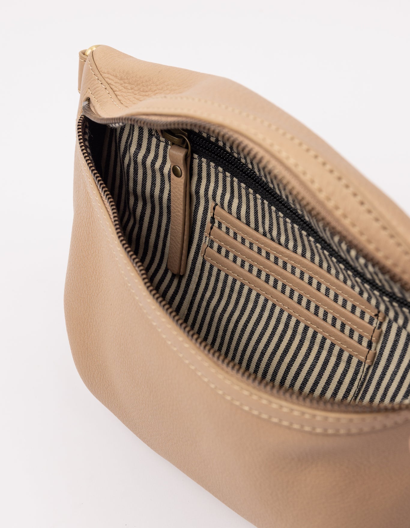 Milo - Sand Soft Grain Leather