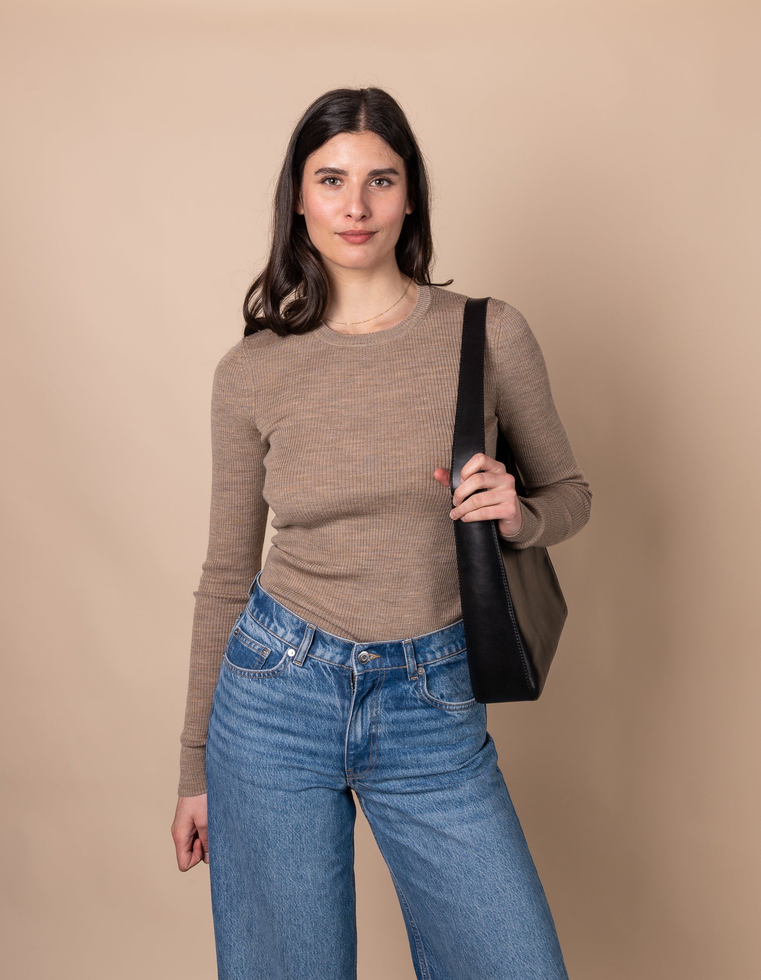 Vicky - Black Classic Leather